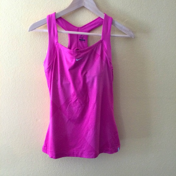 Nike | Tops | Nike Drifit Pink Workout Top W Built In Sports Bra Size ...